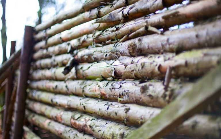 20 DIY GARDEN FENCE IDEAS FOR YOUR BEAUTIFUL GARDEN – Slick Garden